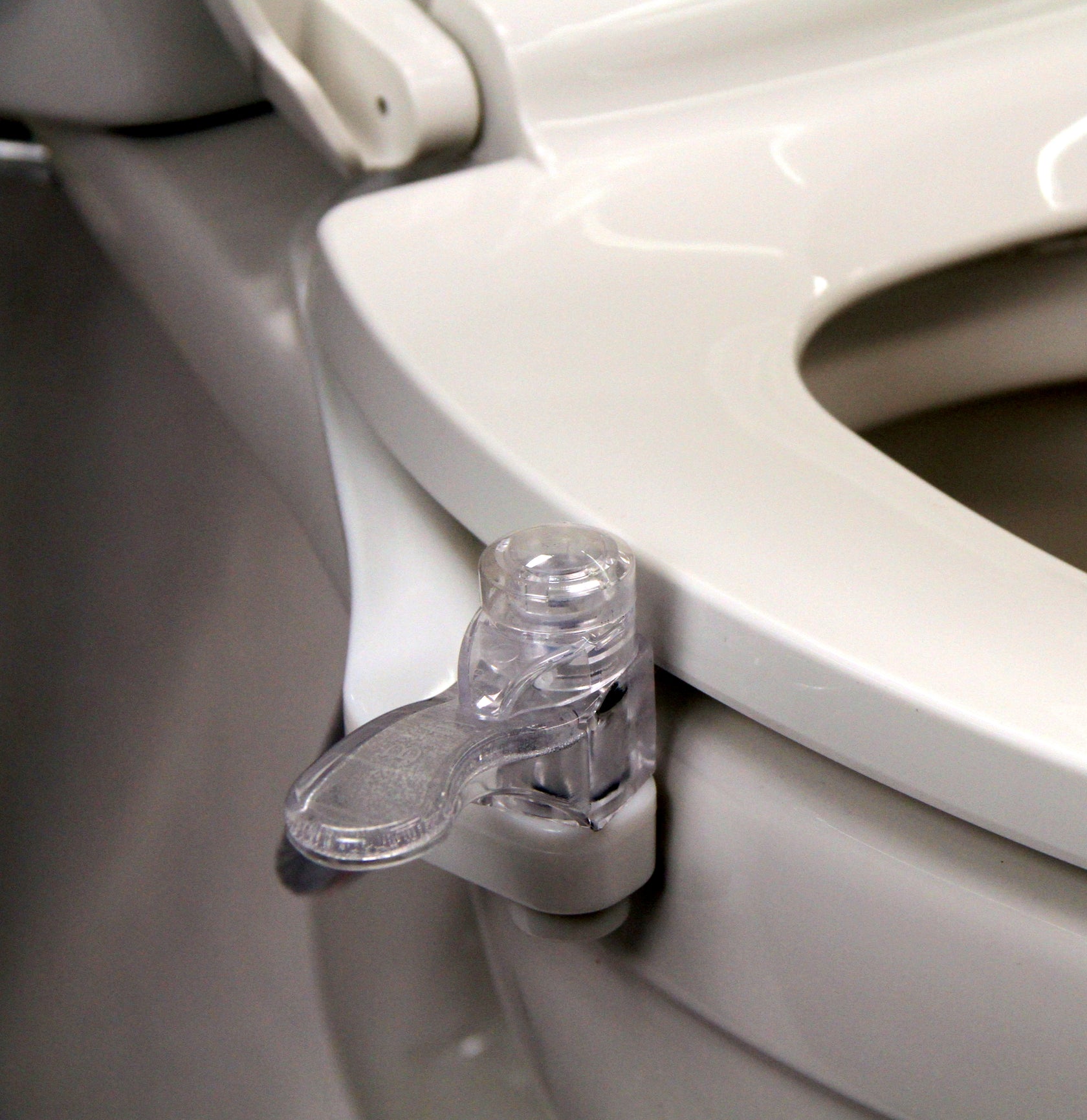 Biffy Classic - Physician Designed Attachable Bidet – American Biffy Co.